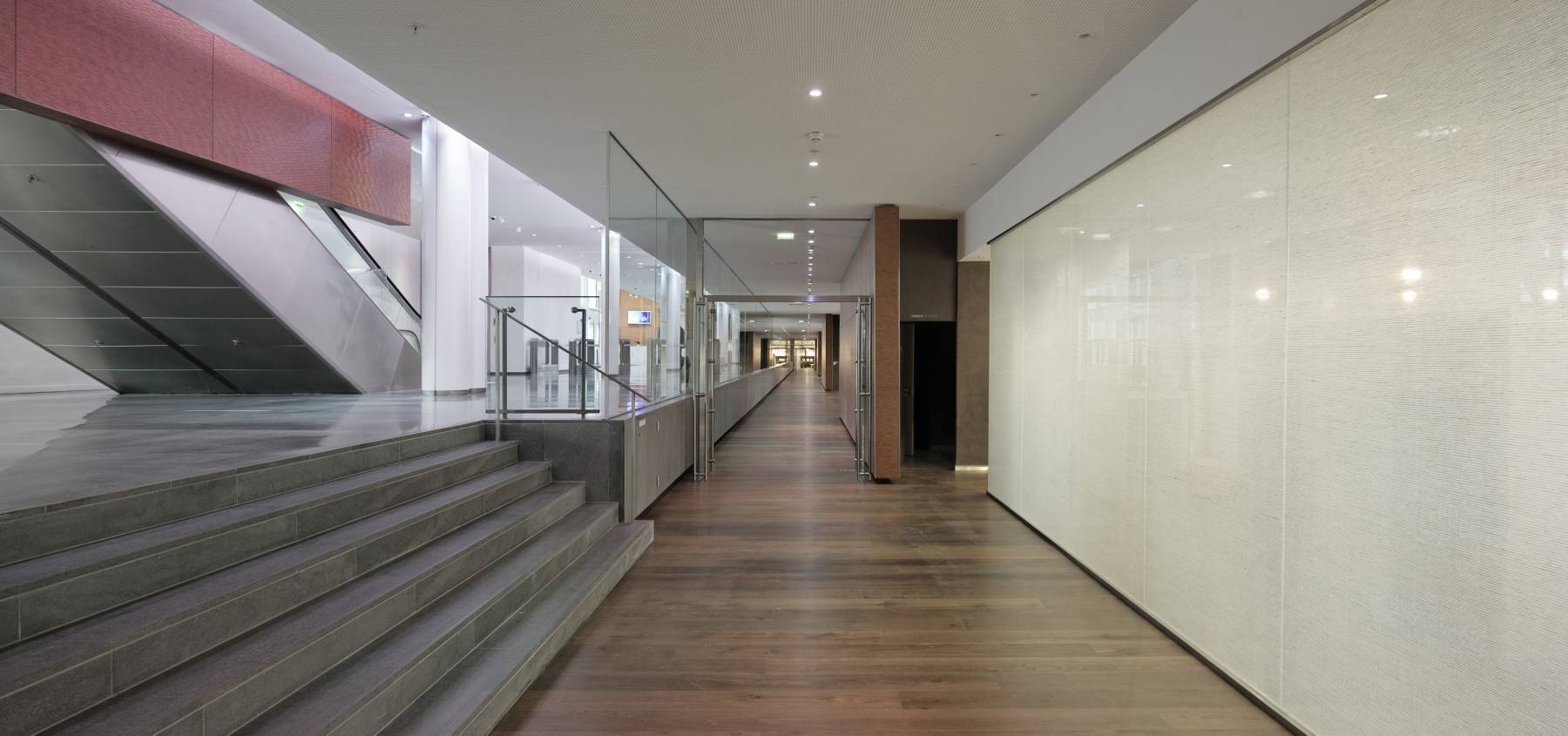 Basalte, Societe Generale Trading Room — Ateliers 2/3/4/