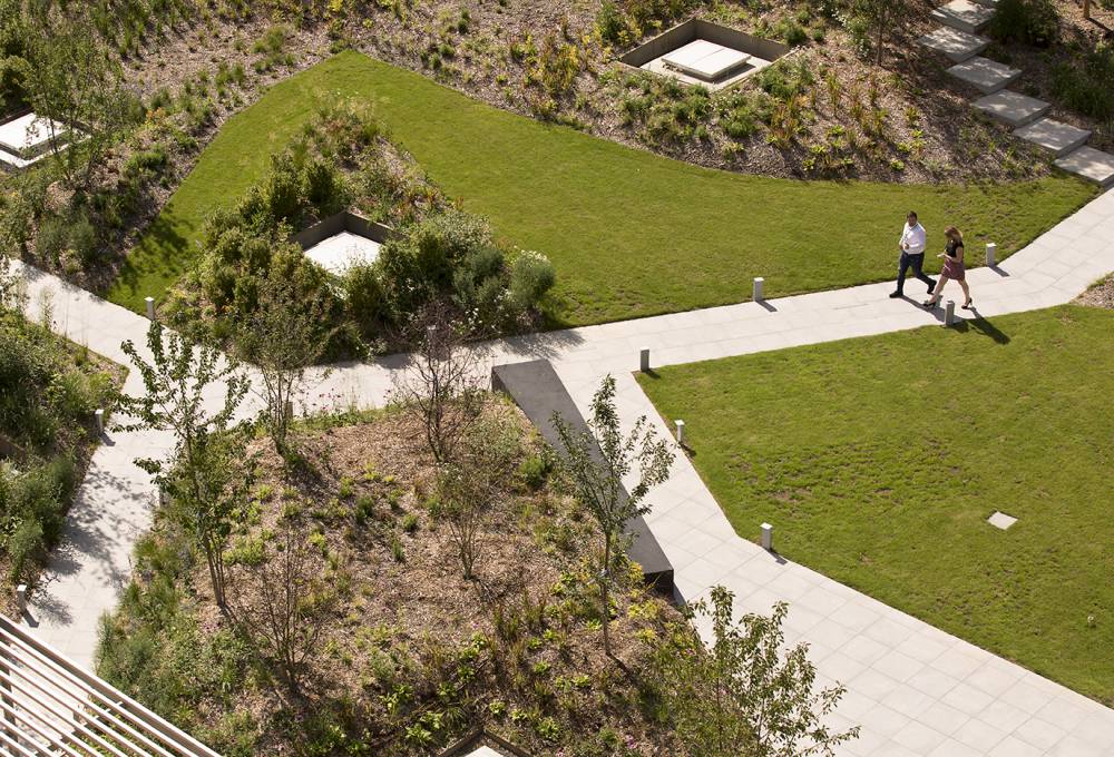 Landscaping of an office complex — Ateliers 2/3/4/